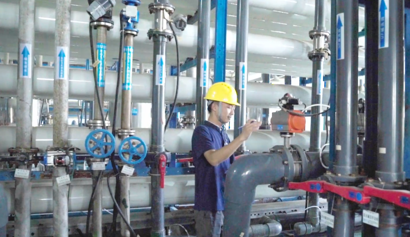 反渗透膜水处理设备工艺中的两段与两级